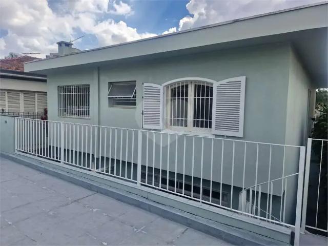 Casa / Sobrado para Venda em São Paulo/SP Vila Cordeiro 4 Quartos