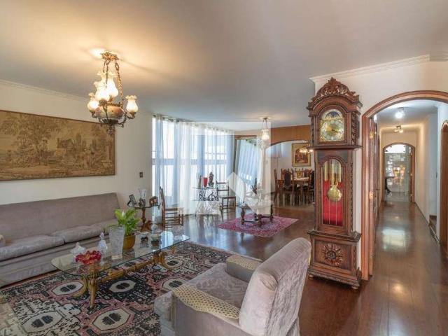 Casa / Sobrado para Venda em São Paulo/SP Brooklin 4 Quartos