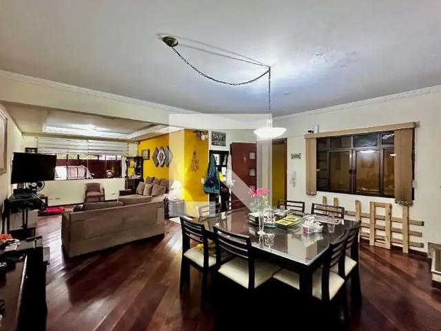 Casa / Sobrado para Venda em São Paulo/SP Brooklin 4 Quartos