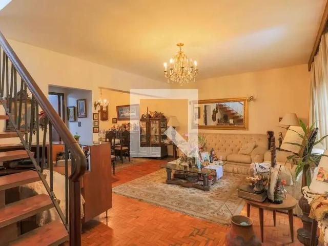 Casa / Sobrado para Venda em São Paulo/SP Brooklin 5 Quartos