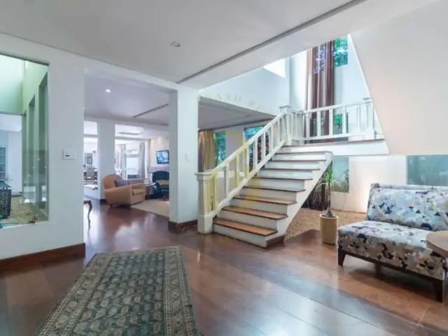 Casa / Sobrado para Venda em São Paulo/SP Brooklin 5 Quartos