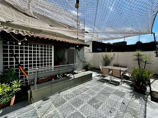Casa / Sobrado para Venda em São Paulo/SP Brooklin 5 Quartos