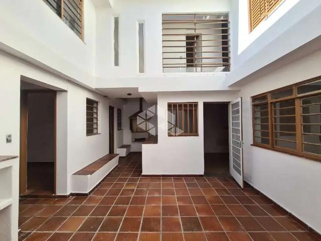 Casa / Sobrado para Venda em São Paulo/SP Brooklin 5 Quartos