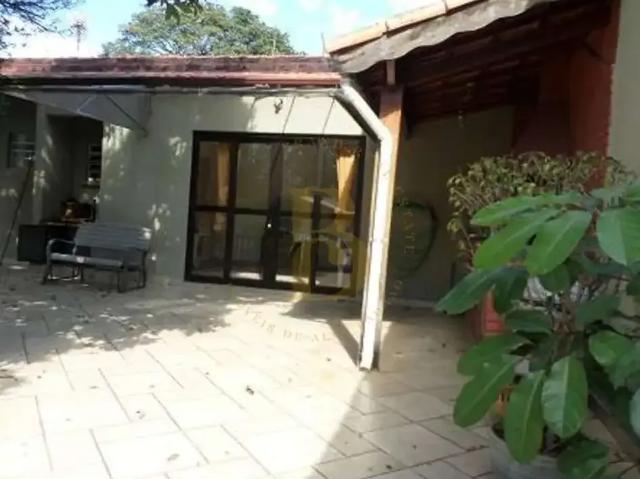Casa / Sobrado para Venda em São Paulo/SP Brooklin 6 Quartos