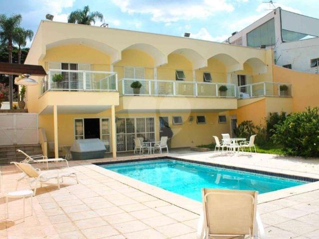 Casa / Sobrado para Venda em São Paulo/SP Brooklin 3 Quartos