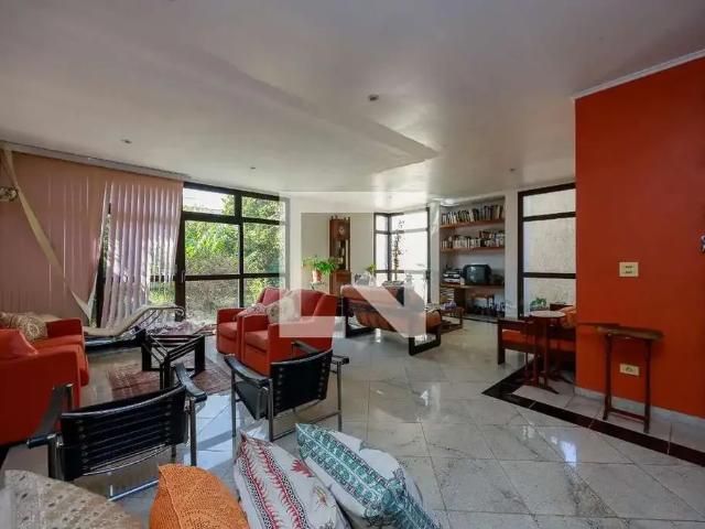 Casa / Sobrado para Venda em São Paulo/SP Brooklin 3 Quartos