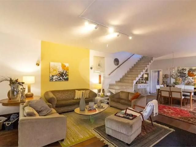 Casa / Sobrado para Venda em São Paulo/SP Brooklin 3 Quartos