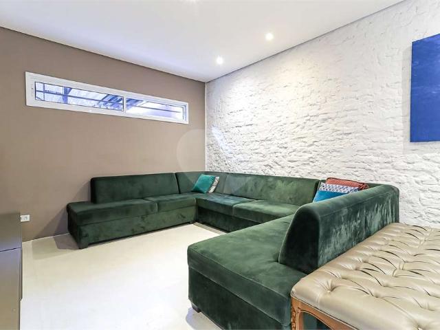Casa / Sobrado para Venda em São Paulo/SP Brooklin 3 Quartos
