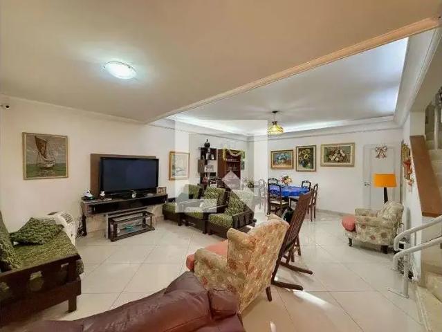 Casa / Sobrado para Venda em São Paulo/SP Brooklin 3 Quartos