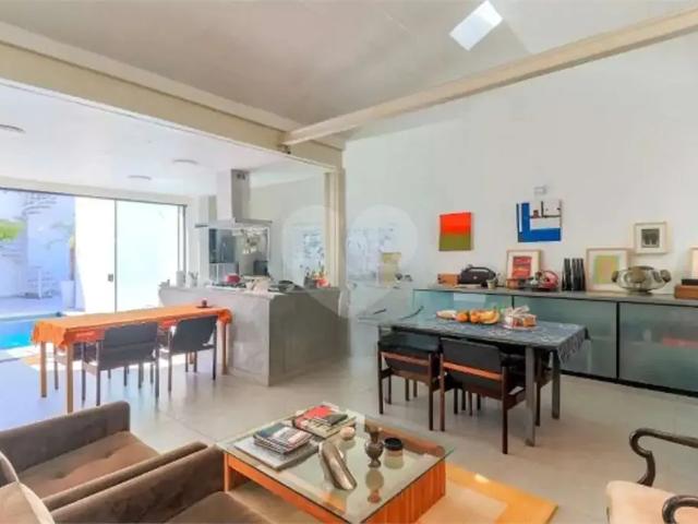 Casa / Sobrado para Venda em São Paulo/SP Brooklin 3 Quartos