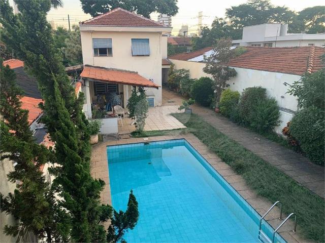 Casa / Sobrado para Venda em São Paulo/SP Brooklin 3 Quartos