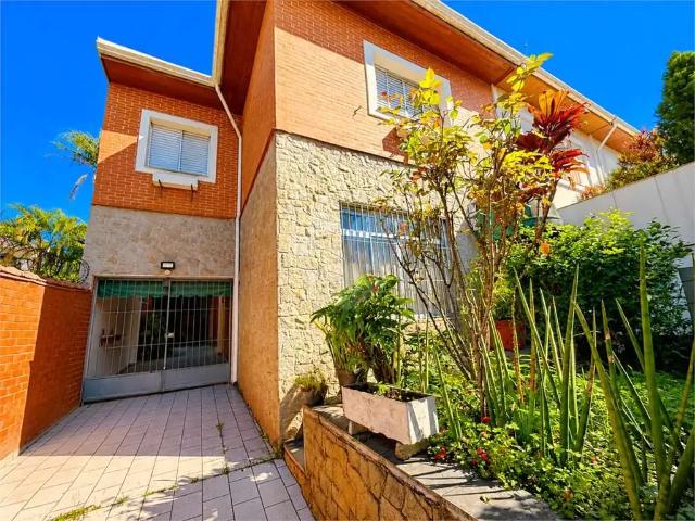 Casa / Sobrado para Venda em São Paulo/SP Brooklin 3 Quartos