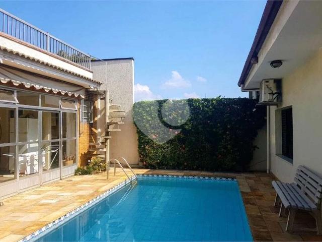 Casa / Sobrado para Venda em São Paulo/SP Brooklin 3 Quartos
