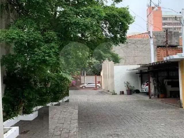 Casa / Sobrado para Venda em São Paulo/SP Vila Cordeiro 3 Quartos