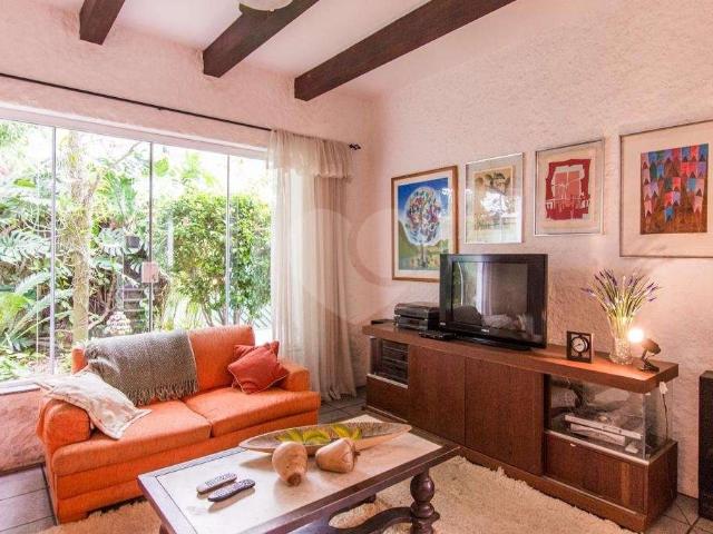 Casa / Sobrado para Venda em São Paulo/SP Brooklin 3 Quartos