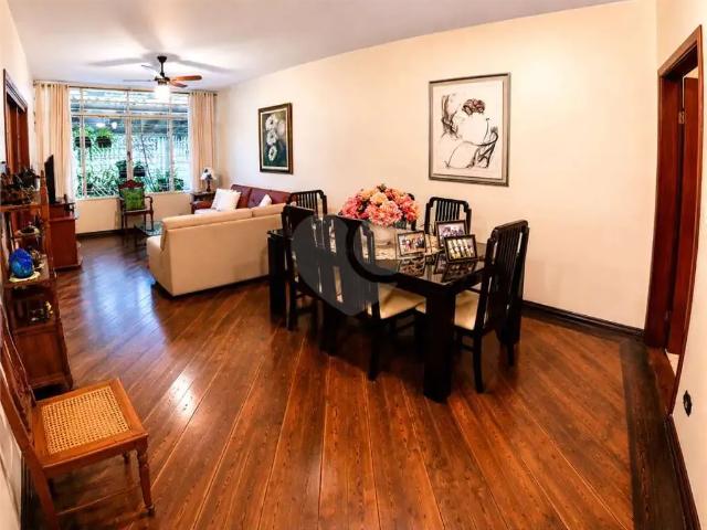 Casa / Sobrado para Venda em São Paulo/SP Brooklin 3 Quartos