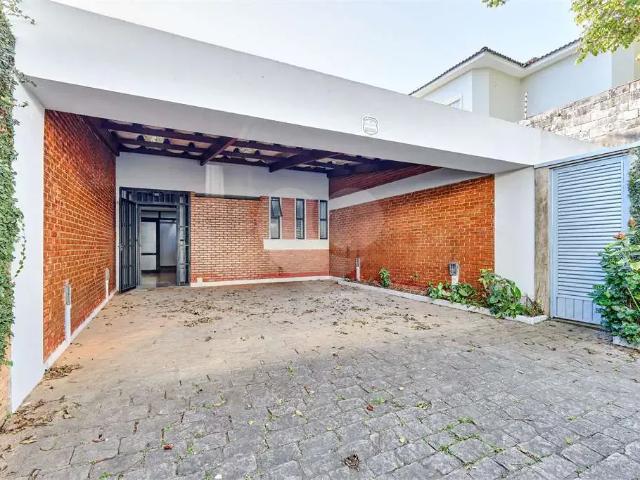 Casa / Sobrado para Venda em São Paulo/SP Brooklin 3 Quartos