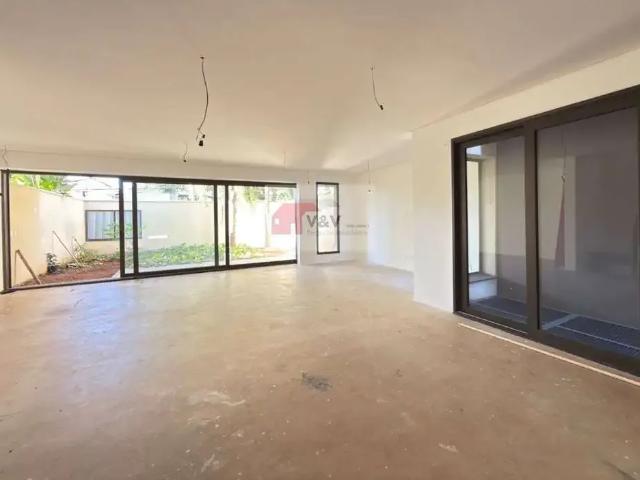 Casa / Sobrado para Venda em São Paulo/SP Brooklin 3 Quartos
