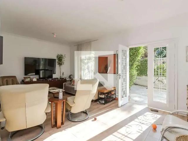 Casa / Sobrado para Venda em São Paulo/SP Brooklin 3 Quartos