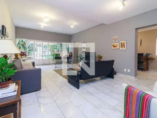 Casa / Sobrado para Venda em São Paulo/SP Brooklin 3 Quartos