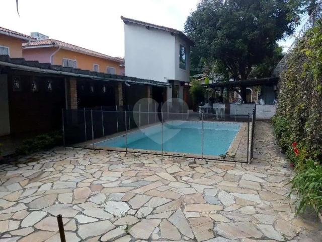 Casa / Sobrado para Venda em São Paulo/SP Brooklin 6 Quartos