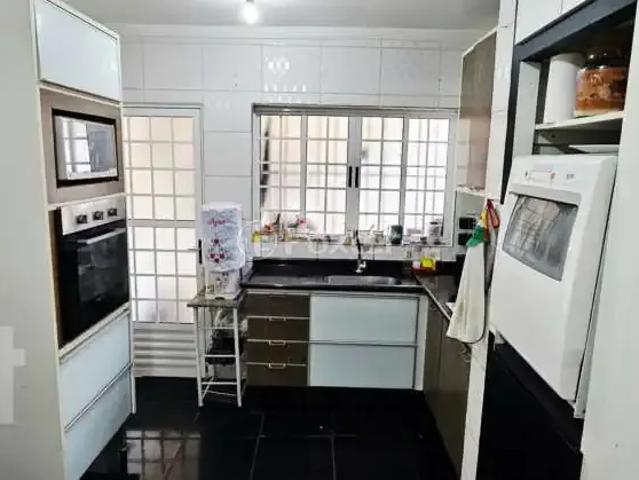 Casa / Sobrado para Venda em São Paulo/SP Brasilândia 4 Quartos