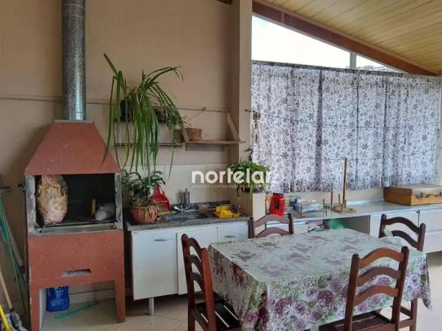 Casa / Sobrado para Venda em São Paulo/SP Brasilândia 4 Quartos