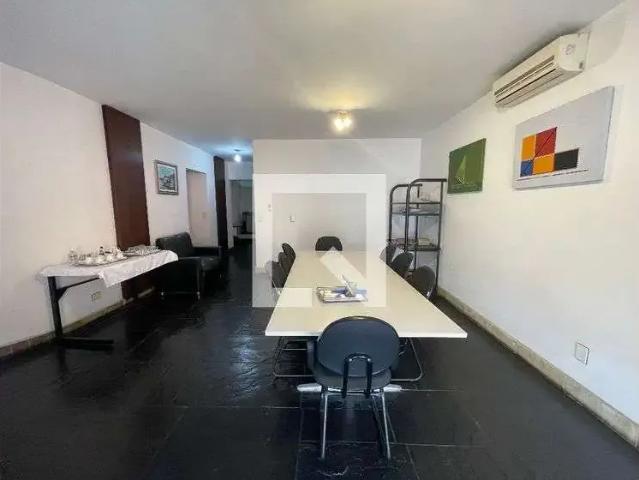 Casa / Sobrado para Venda em São Paulo/SP Butantã 4 Quartos