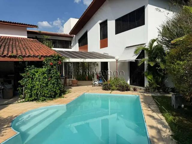 Casa / Sobrado para Venda em São Paulo/SP Butantã 4 Quartos