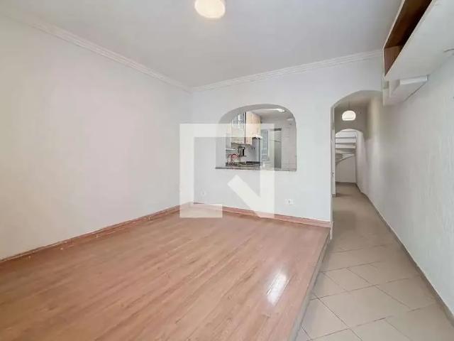 Casa / Sobrado para Venda em São Paulo/SP Cambuci 2 Quartos