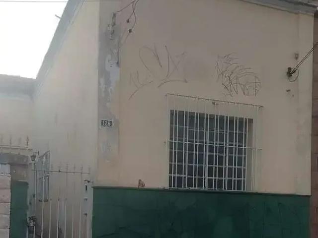 Casa / Sobrado para Venda em São Paulo/SP Cambuci 2 Quartos