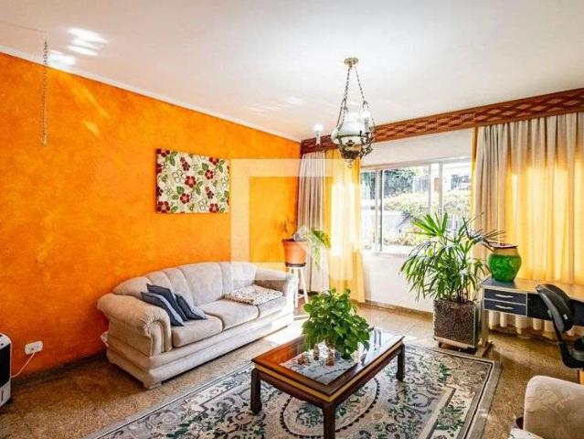 Casa / Sobrado para Venda em São Paulo/SP Cambuci 3 Quartos