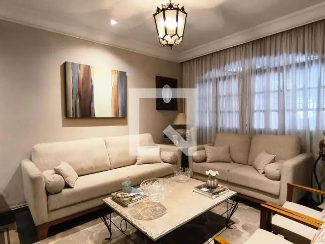 Casa / Sobrado para Venda em São Paulo/SP Cambuci 5 Quartos