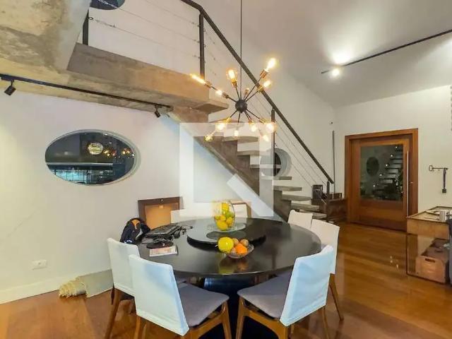 Casa / Sobrado para Venda em São Paulo/SP Campo Belo 2 Quartos