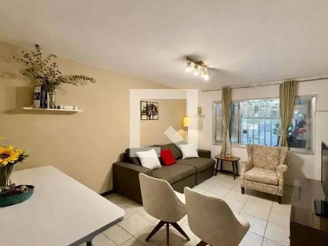 Casa / Sobrado para Venda em São Paulo/SP Campo Belo 2 Quartos