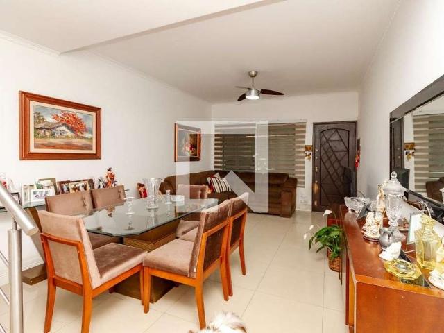 Casa / Sobrado para Venda em São Paulo/SP Campo Belo 3 Quartos