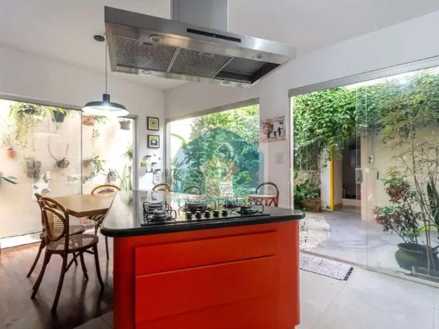 Casa / Sobrado para Venda em São Paulo/SP Campo Belo 3 Quartos