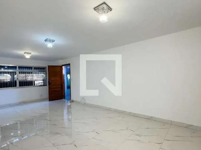 Casa / Sobrado para Venda em São Paulo/SP Campo Belo 3 Quartos