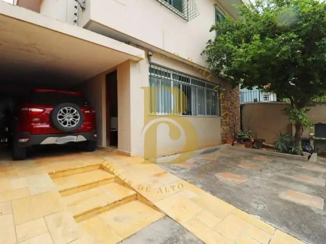 Casa / Sobrado para Venda em São Paulo/SP Campo Belo 4 Quartos