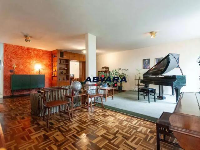 Casa / Sobrado para Venda em São Paulo/SP Campo Belo 4 Quartos