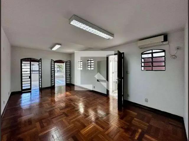 Casa / Sobrado para Venda em São Paulo/SP Campo Belo 4 Quartos