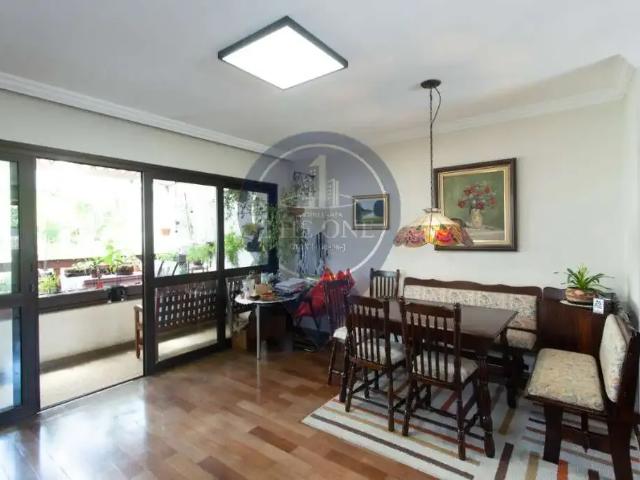 Casa / Sobrado para Venda em São Paulo/SP Campo Belo 4 Quartos