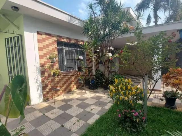 Casa / Sobrado para Venda em São Paulo/SP Campo Belo 4 Quartos