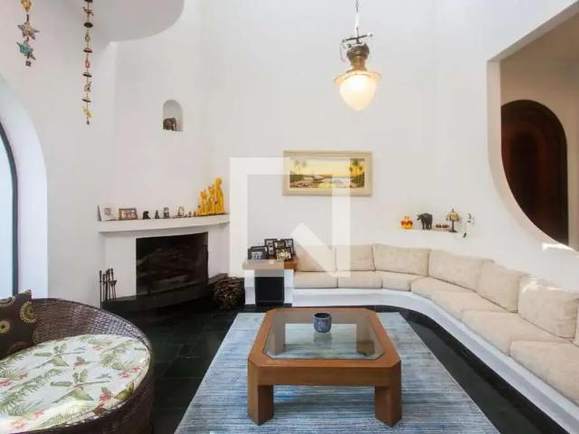 Casa / Sobrado para Venda em São Paulo/SP Campo Belo 5 Quartos