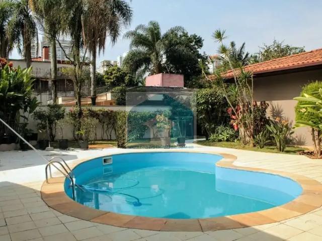 Casa / Sobrado para Venda em São Paulo/SP Campo Belo 7 Quartos