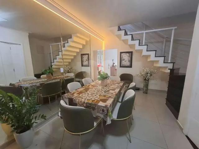 Casa / Sobrado para Venda em São Paulo/SP Campo Grande 3 Quartos