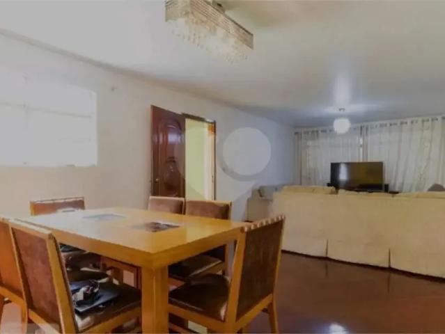Casa / Sobrado para Venda em São Paulo/SP Campo Grande 3 Quartos