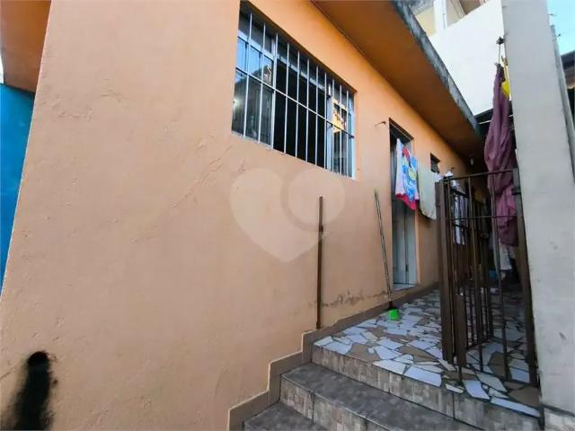 Casa / Sobrado para Venda em São Paulo/SP Campo Limpo 1 Quartos