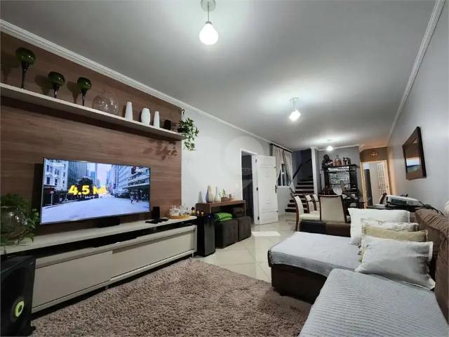 Casa / Sobrado para Venda em São Paulo/SP Campo Limpo 3 Quartos