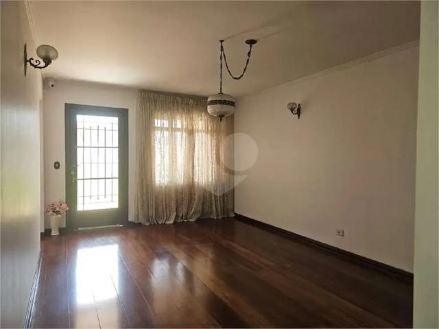 Casa / Sobrado para Venda em São Paulo/SP Campo Limpo 3 Quartos